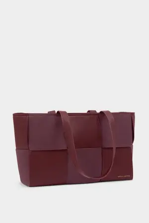 KATIE LOXTON Taya Hand Woven Suedette Tote Bag - Cherry