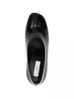 TOTEME Contour Naplack Pumps