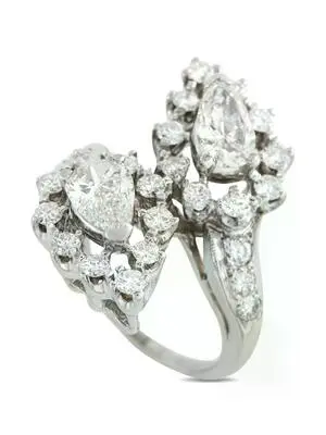 LB EXCLUSIVE Diamond Embellished Ring - Silver