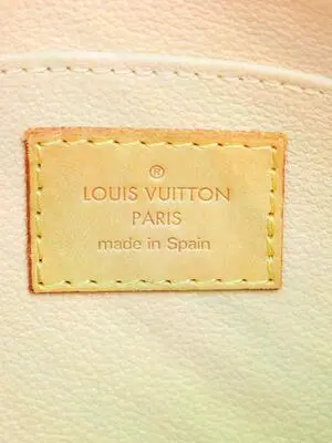 LOUIS VUITTON 2010 Monogram Cosmetic Pm Pouch
