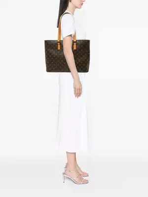 LOUIS VUITTON 2003 Monogram Luco Tote Bag