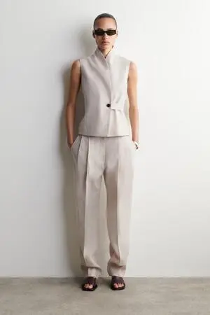 Cos Shawl-collar Belted Linen Vest