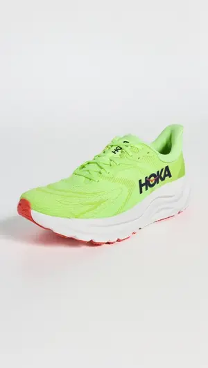 HOKA Arahi Sneakers
