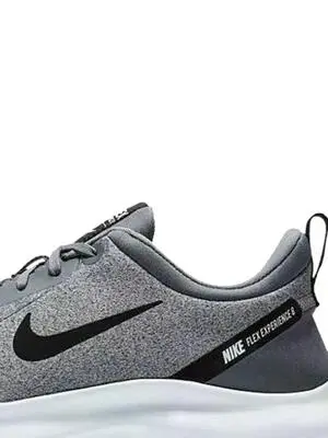 Nike Logo-print Sneakers
