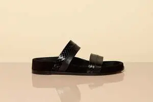 Gabriela Hearst Low Striker Flat Sandal In Snakeskin & Nappa Leather - Black