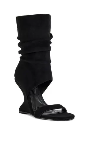 AZALEA WANG Kyvelisa Wedge Sandal - Black