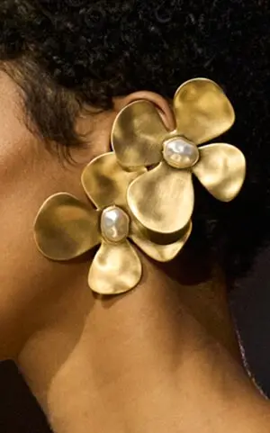 Cult Gaia Lucky Earring - Gold