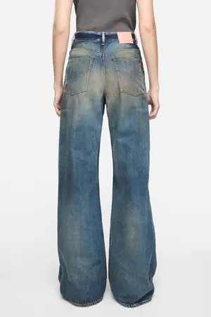 Acne Studios Regular Fit Jeans 2022f