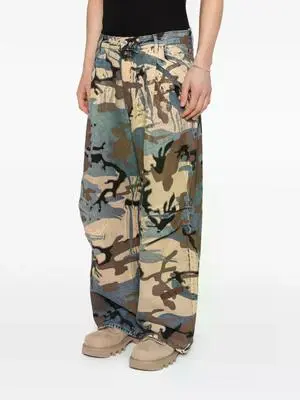 PDF Camouflage-pattern Jeans