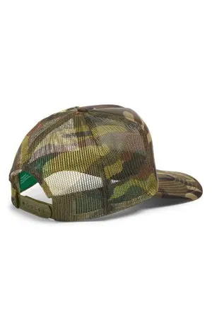 FRIDAY FEELIN’ Surf California Trucker Hat - Camo