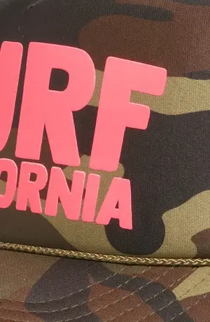 FRIDAY FEELIN’ Surf California Trucker Hat - Camo