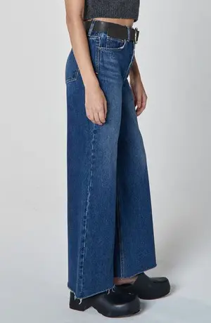 UNPUBLISHED Este Super High Waist Wide Leg Jeans