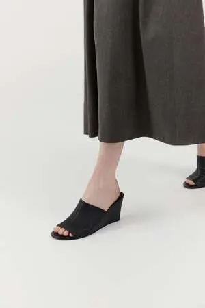 ST AGNI Bandeau Wedge