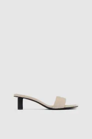 ST. AGNI Suede Stitch Detail Heel