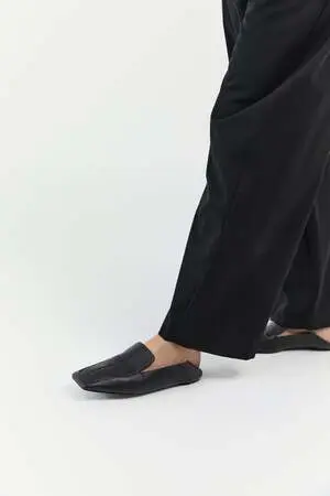 ST AGNI Minimal Flat Loafer
