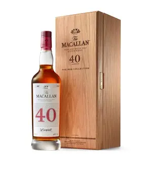THE MACALLAN The Red Collection 40-yr-old Single Malt Scotch Whisky - Brown