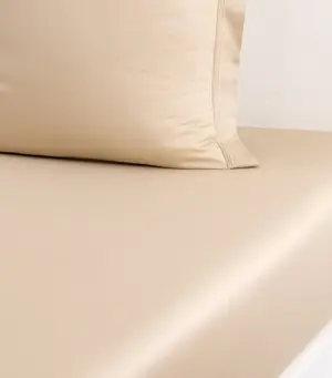 YVES DELORME Triomphe Fitted Sheet - Beige