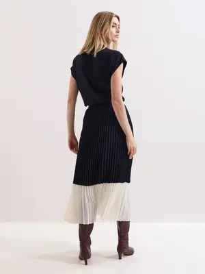 PHASE EIGHT Eleanor Pleated Midi Skirt
