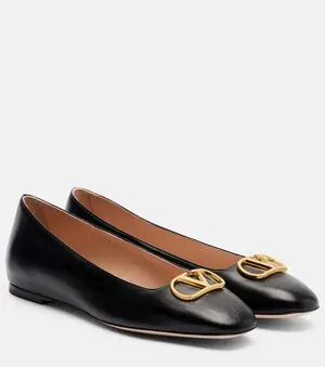 Valentino Garavani Vlogo Ballet Flats - Black