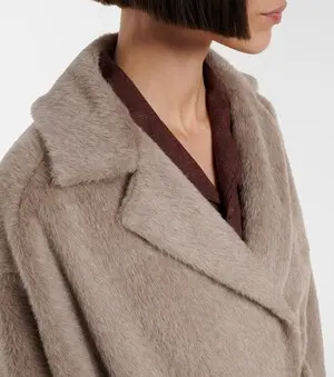 Loro Piana Alpaca And Wool Wrap Coat - Beige
