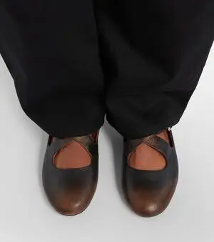 Alaïa Leather Ballerina Flats - Brown