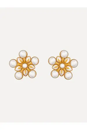 Oscar De La Renta Small Pearl Flower Clip-on Earrings - Floral
