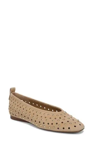 27 EDIT NATURALIZER Carla Perforated Studded Flat