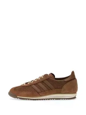 Adidas Striped Logo-detail Sneakers - Brown
