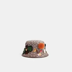 COACH Upcrafted Signature Jacquard Bucket Hat In Organic Cotton And Recycled Polyester - Stone 1941 Saddle