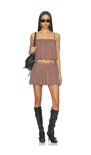 Superdown Dakoa Bubble Top In Taupe