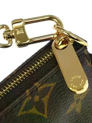 LOUIS VUITTON 2006 Monogram Chain Handbag