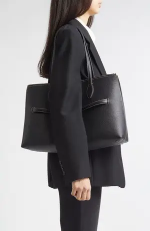 TOTEME Lounge Belted Leather Tote - Black
