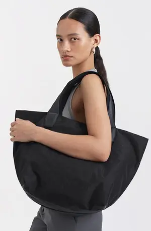 VEECOLLECTIVE Medium Porter Essence Recycled Paper Nylon Tote