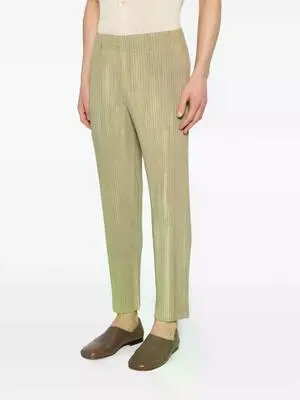 Issey Miyake Pleated Tapered Trousers - Green