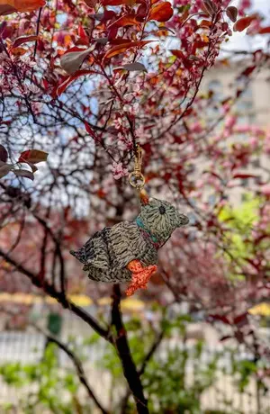 Likhâ Nyc Pigeon Raffia Bag Charm