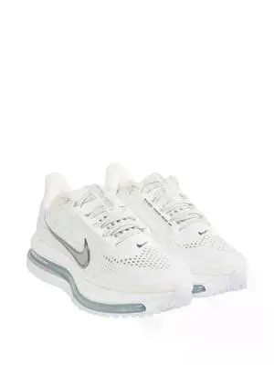 Nike Pegasus Premium Sneakers