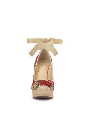 Vince Camuto Zexie Platform Wedge - Floral Raffia