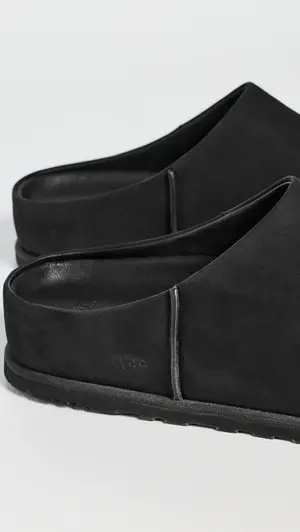 UGG Otzo Clogs