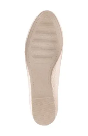 Tahari Madeira Mary Jane Flat - Natural