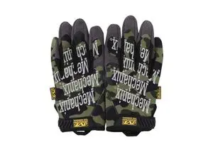 A BATHING APE 1st Camo Mechanix Wear Gloves - Green