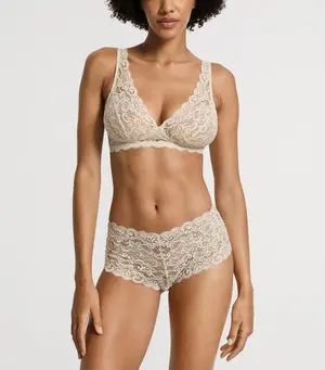 Hanro Lace Moments Bra