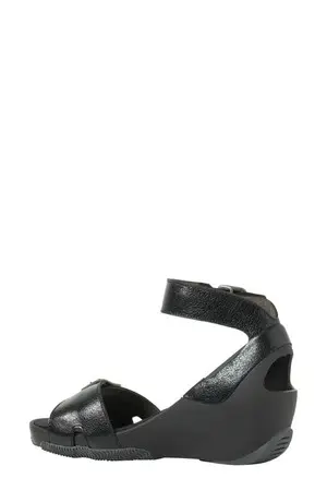 WOLKY Eraza Ankle Strap Sandal - Black