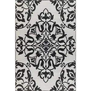 MAD MATS New Wrought Iron Rug - Black White - 6'x9'