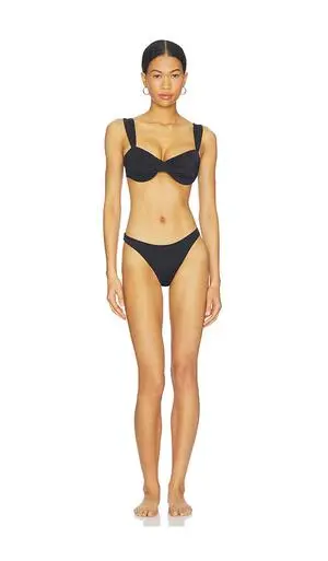 AWAY THAT DAY Isla Del Sol Bikini Top - Black