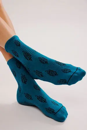 Free People Buti Buti Pilates Grip Socks - Blue