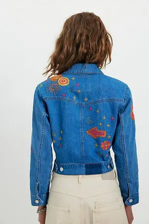 MOTHER The Heyday Cropped Denim Jacket - Blue