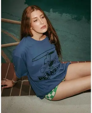 Junk Food Clothing Peanuts Snoopy Surfboard Oversized T-shirt