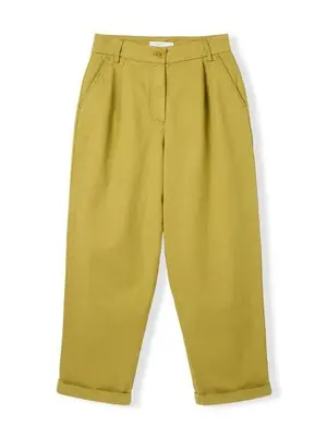 CELTIC & CO. Tapered Pleat Front Pant