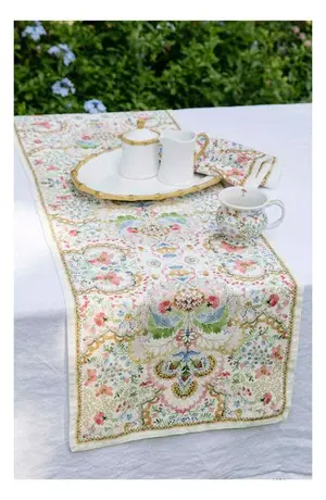 JULISKA Sofia Linen Table Runner