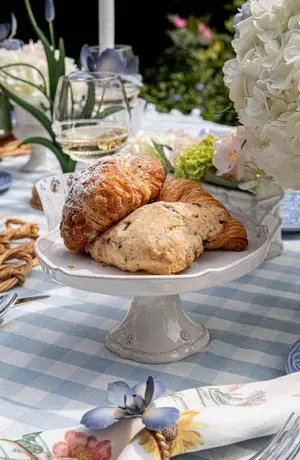 JULISKA Berry & Thread Petite Ceramic Cake Stand